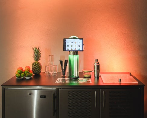 Cocktailmaschine mieten für Bars, Events und private Partys | Erento.com