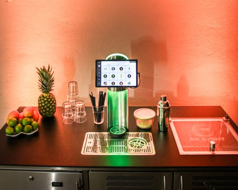 Cocktailmaschine mieten für Bars, Events und private Partys | Erento.com