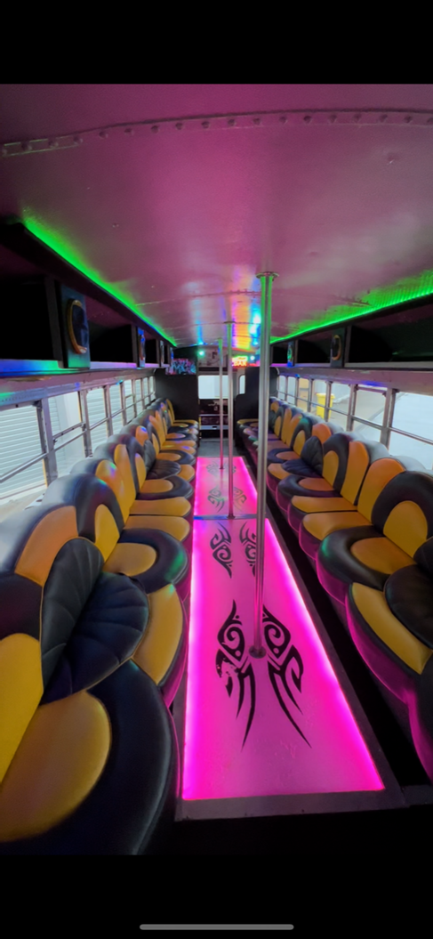 Partybus mieten für exklusive Feiern und Unterhaltung | Erento.com