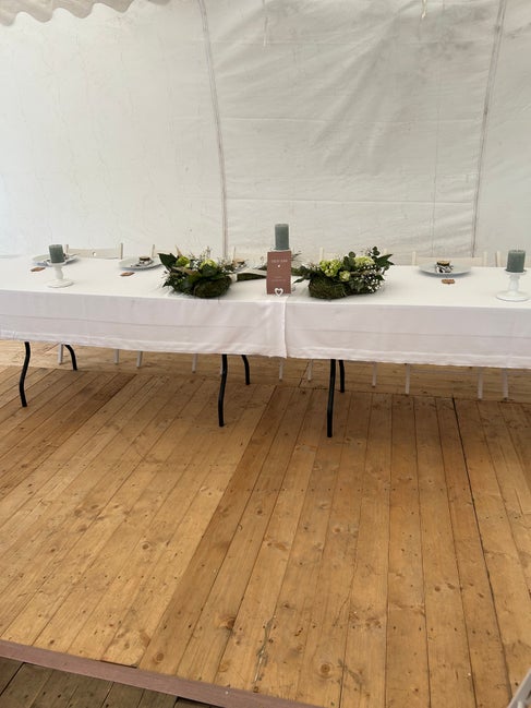 Zeltboden mieten für Festzelte, Hochzeiten und Events | Erento.com