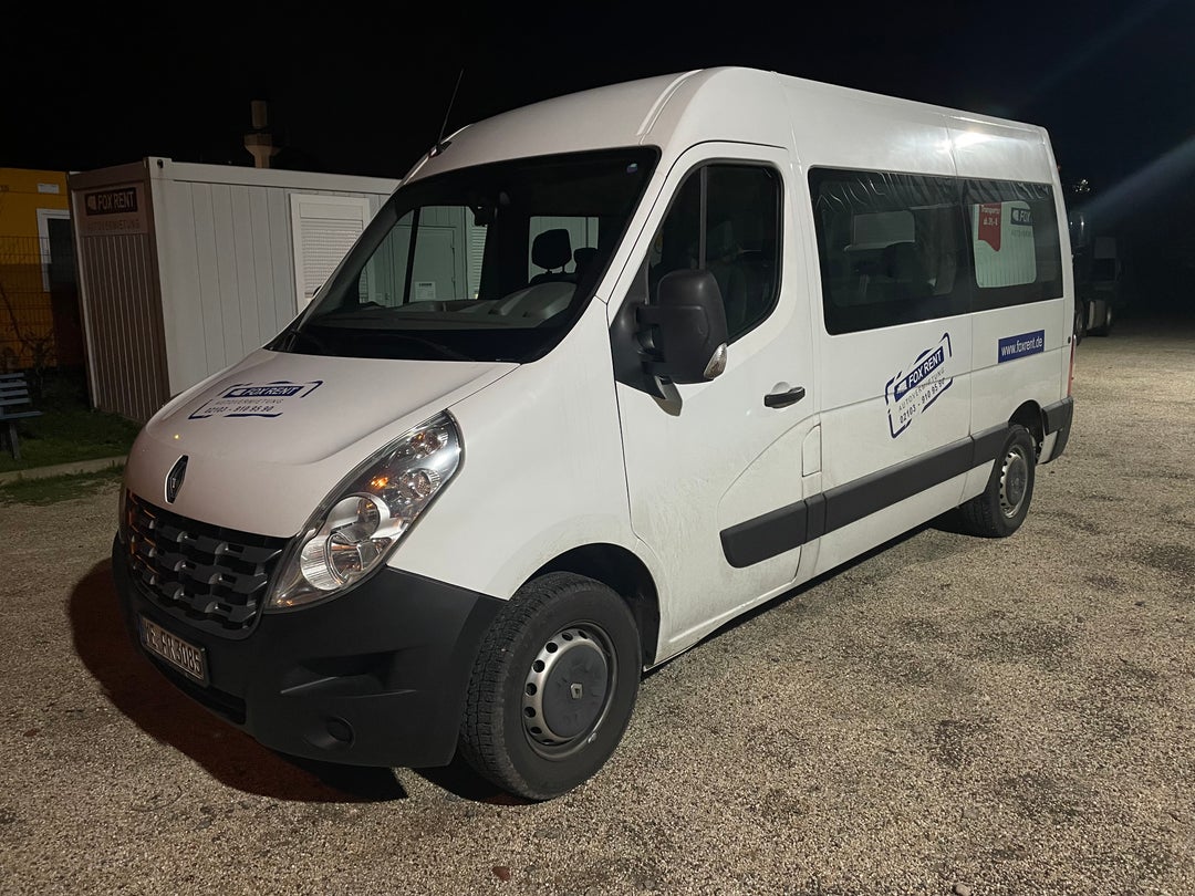 Renault Master 9 Sitzer Langversion, 9-Sitzer - 8005160890 mieten ...