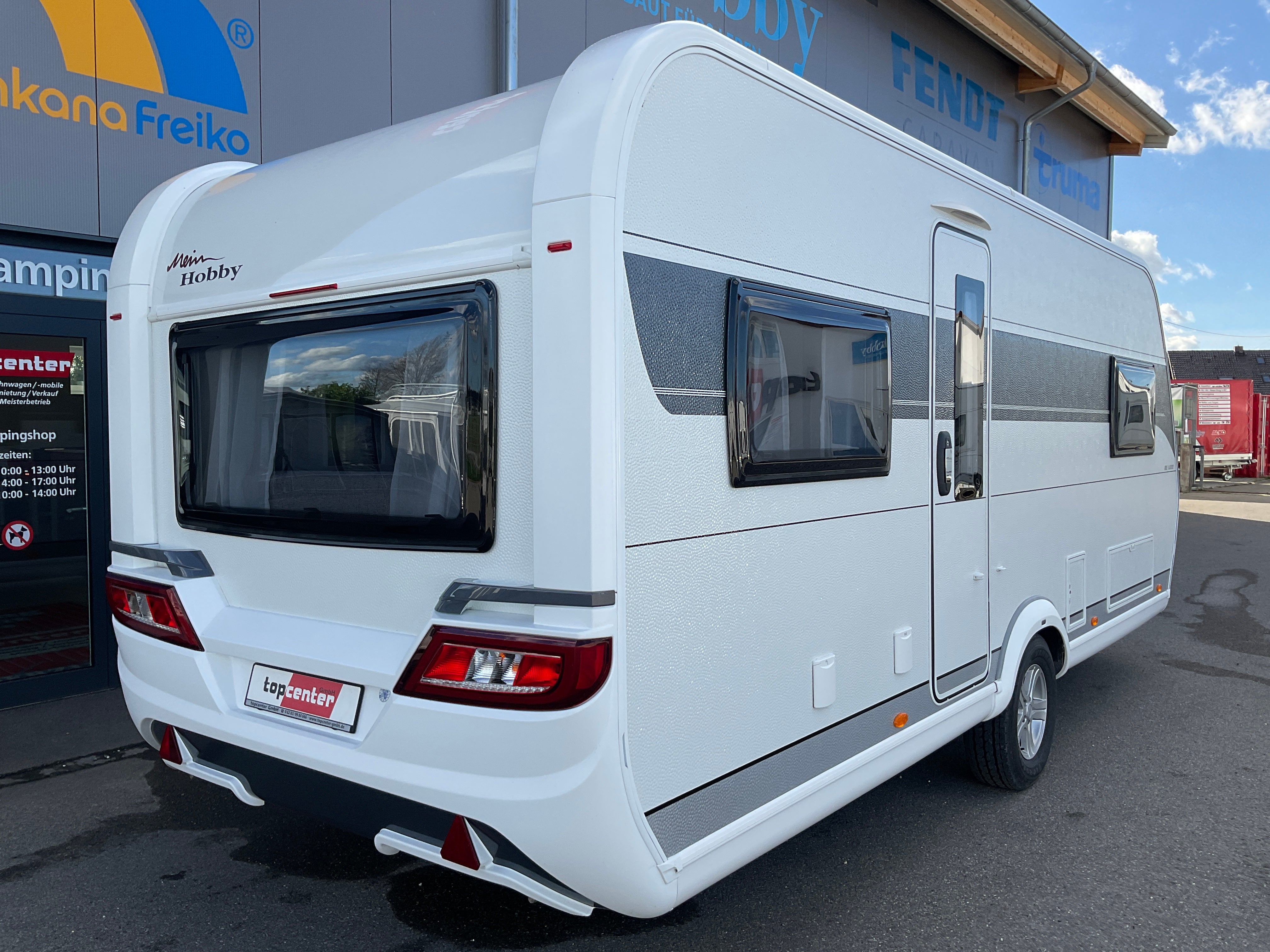 Wohnwagen Mit Einzelbetten Und Mover
