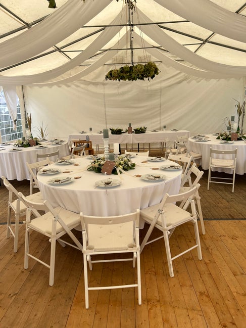 Zeltboden mieten für Festzelte, Hochzeiten und Events | Erento.com